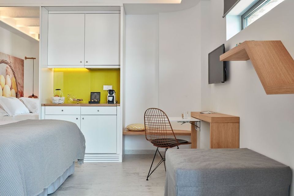 Superior Bungalow Suite - Icon Suites